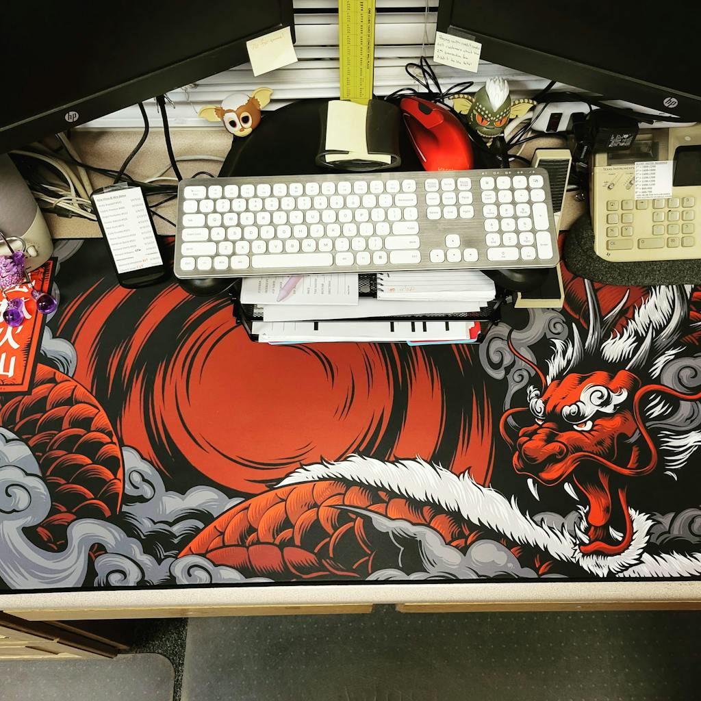 Hystar Desk Mat | Dragon