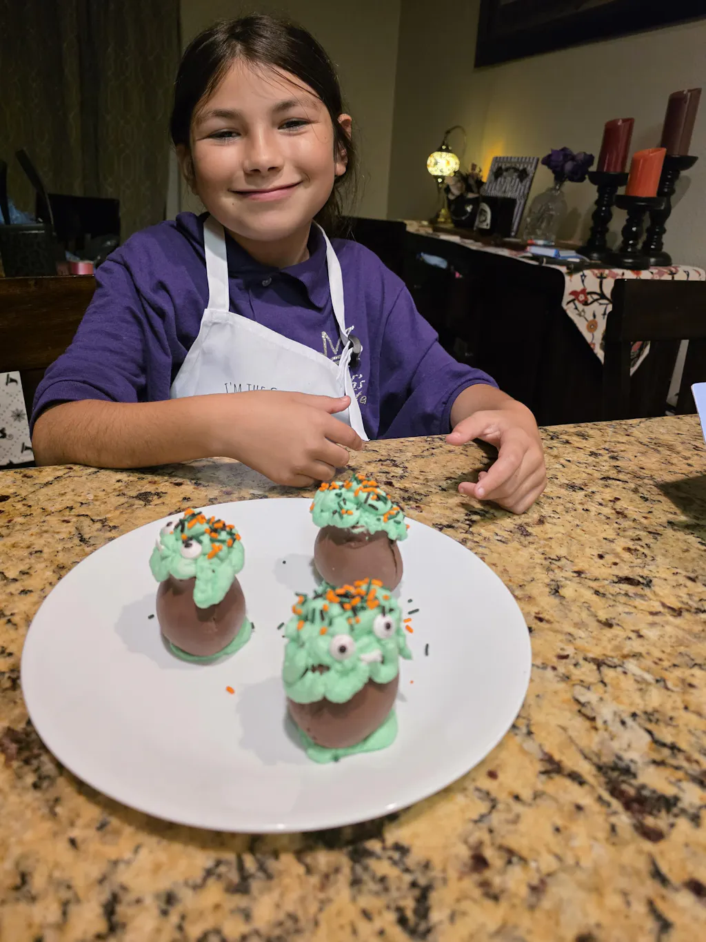 Easy Mini Pizza Recipe for Kids: Family Fun & Delicious Bites | I'm the ...