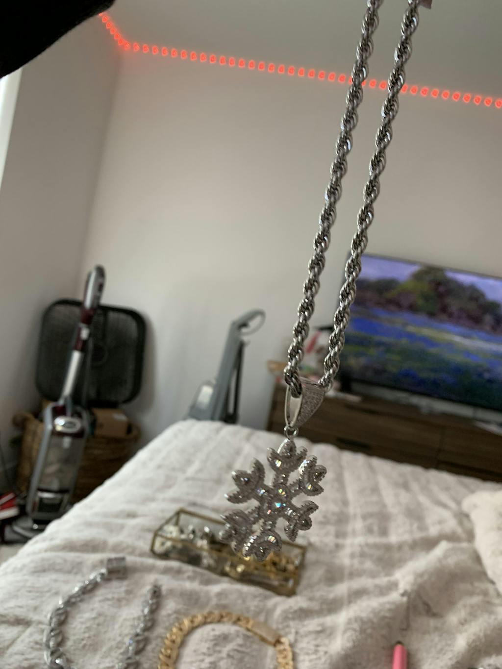 Iced Out Custom Jewelry & Pendants Previews – Icey Pyramid