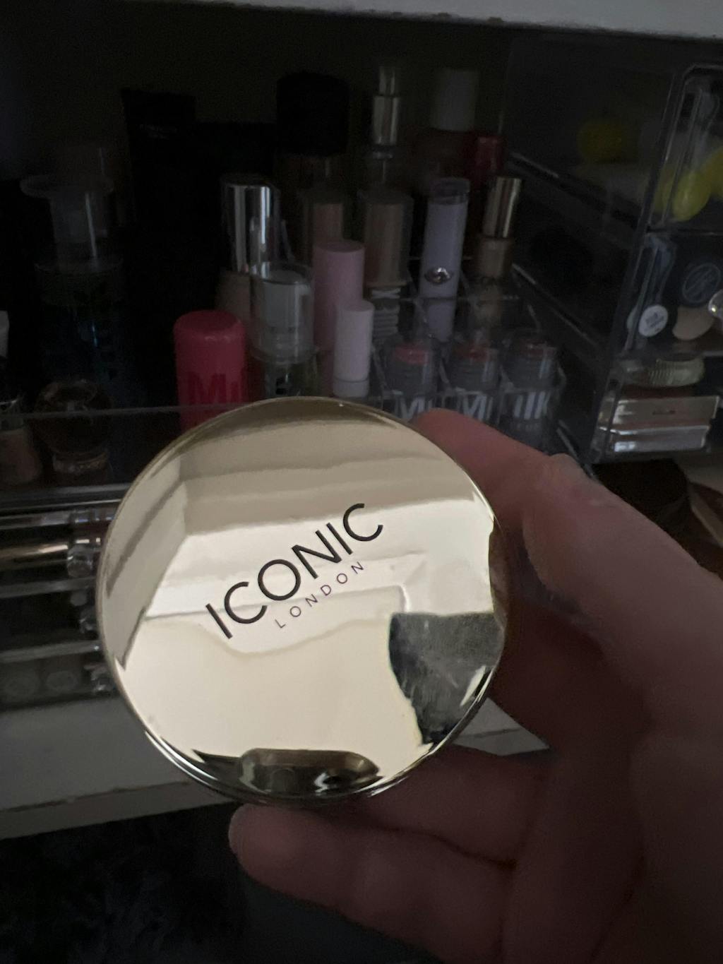 Lit & Luminous Baked Highlighting Powder – ICONIC LONDON INC