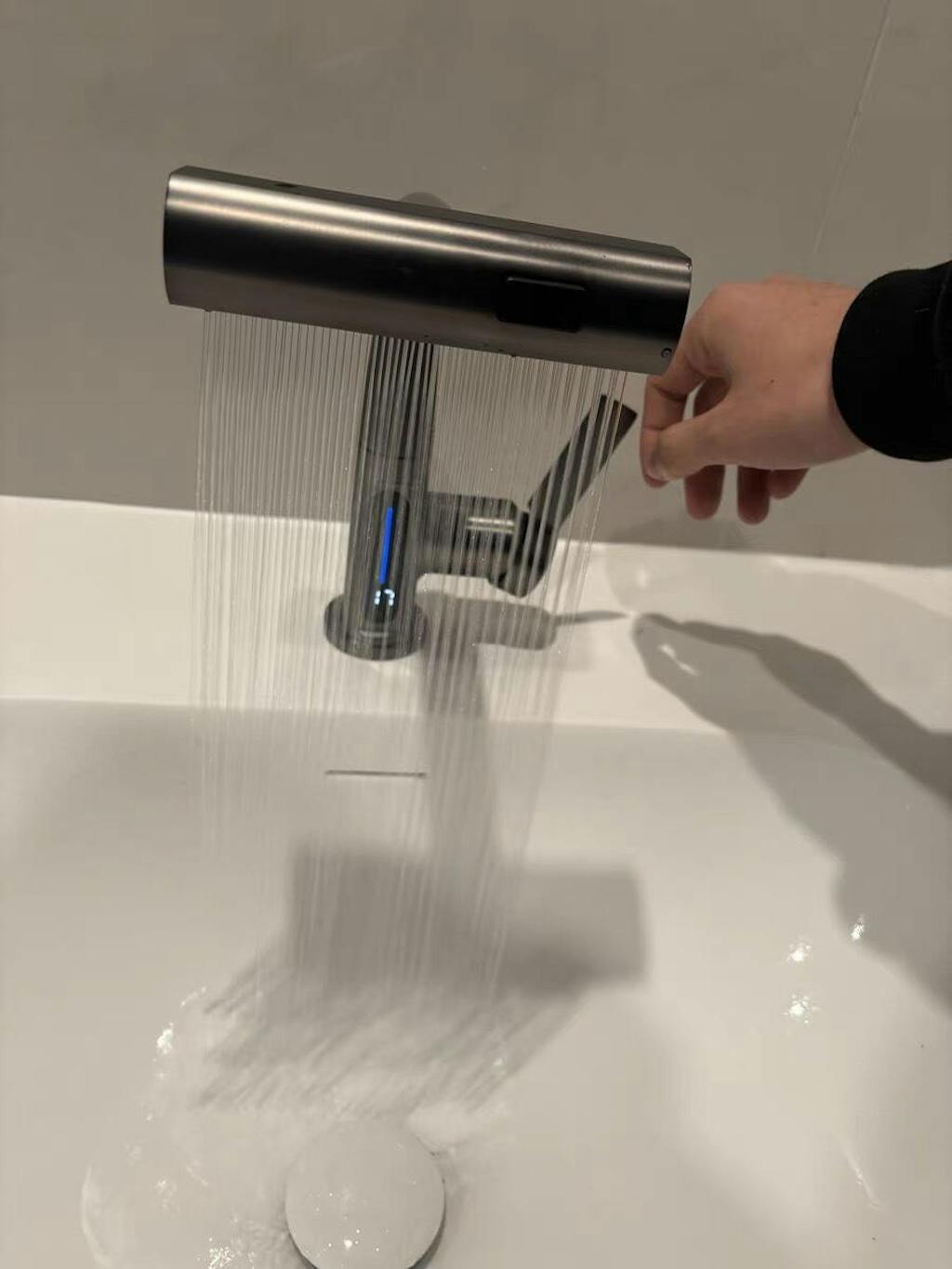 Ihomdiy Single-Hole Rotatable and Liftable Pull-Out Faucet