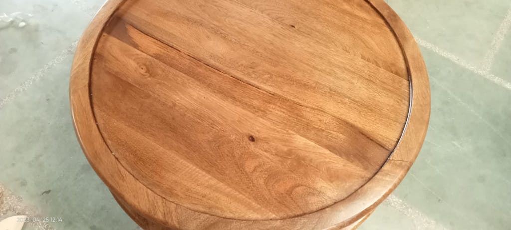 Isha Round Coffee Table- Ikiru.in – IKIRU