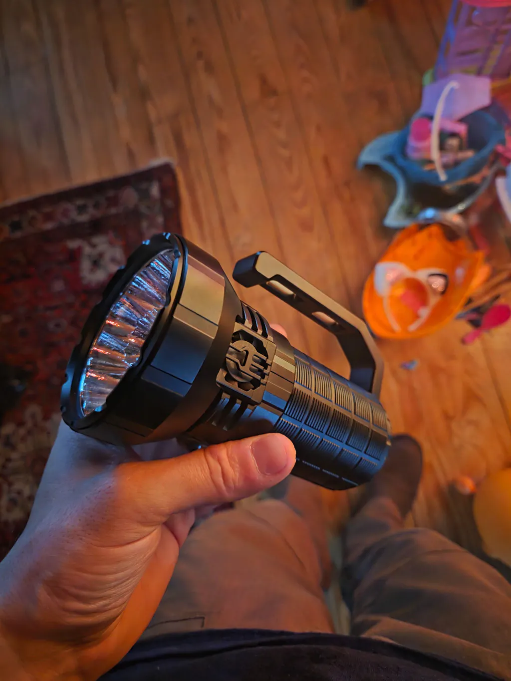 IMALENT SR32 Longest Throw Flashlight- IMALENT®