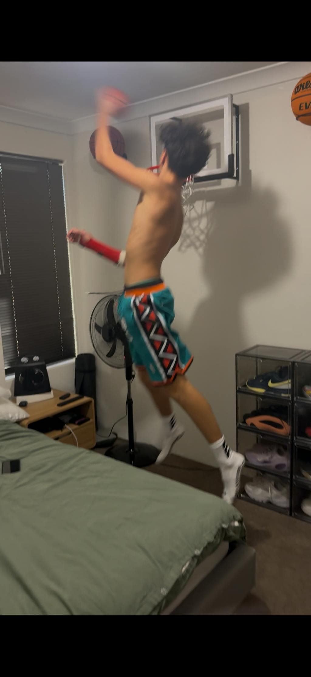 Elite X9 Mini Basketball Hoop - Wall Mounted Mini Basketball Hoop ...