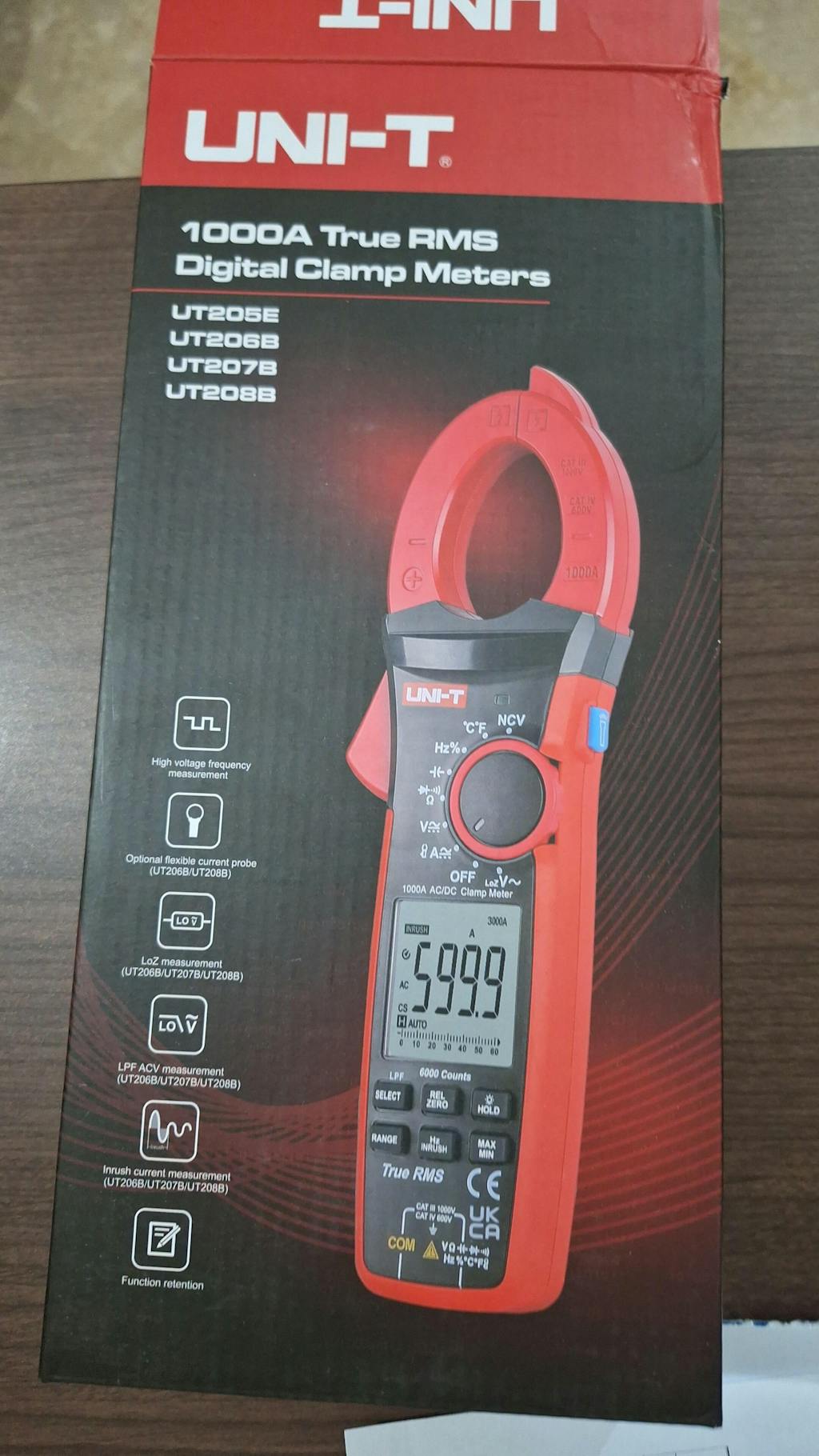 UNI T True RMS Digital Clamp Meter 1000A UT207B in Pakistan