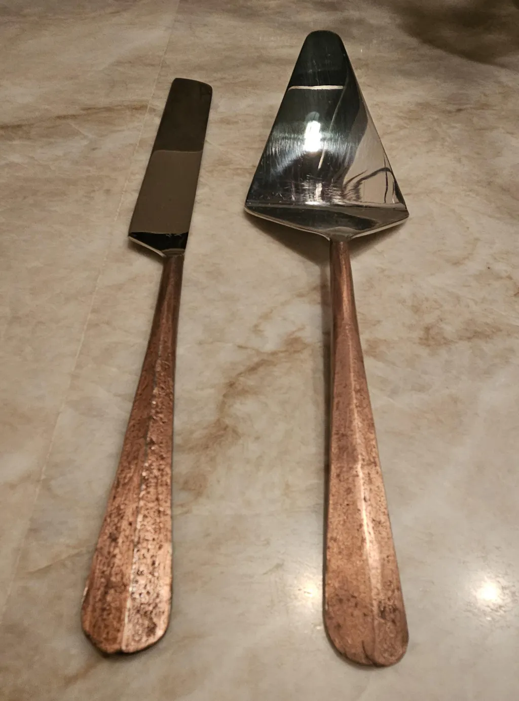 Ridge Cake Serving Set - Perfect for Any Occasion