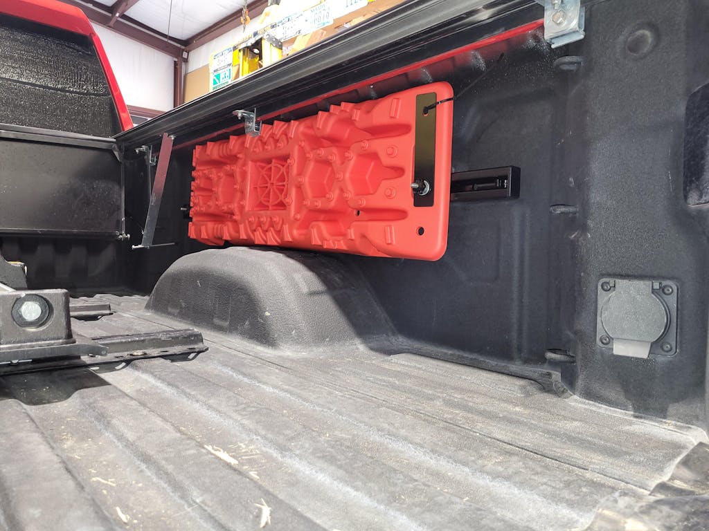 Integral Rails - Bedside Rail System - Chevrolet Silverado & GMC Sierr ...