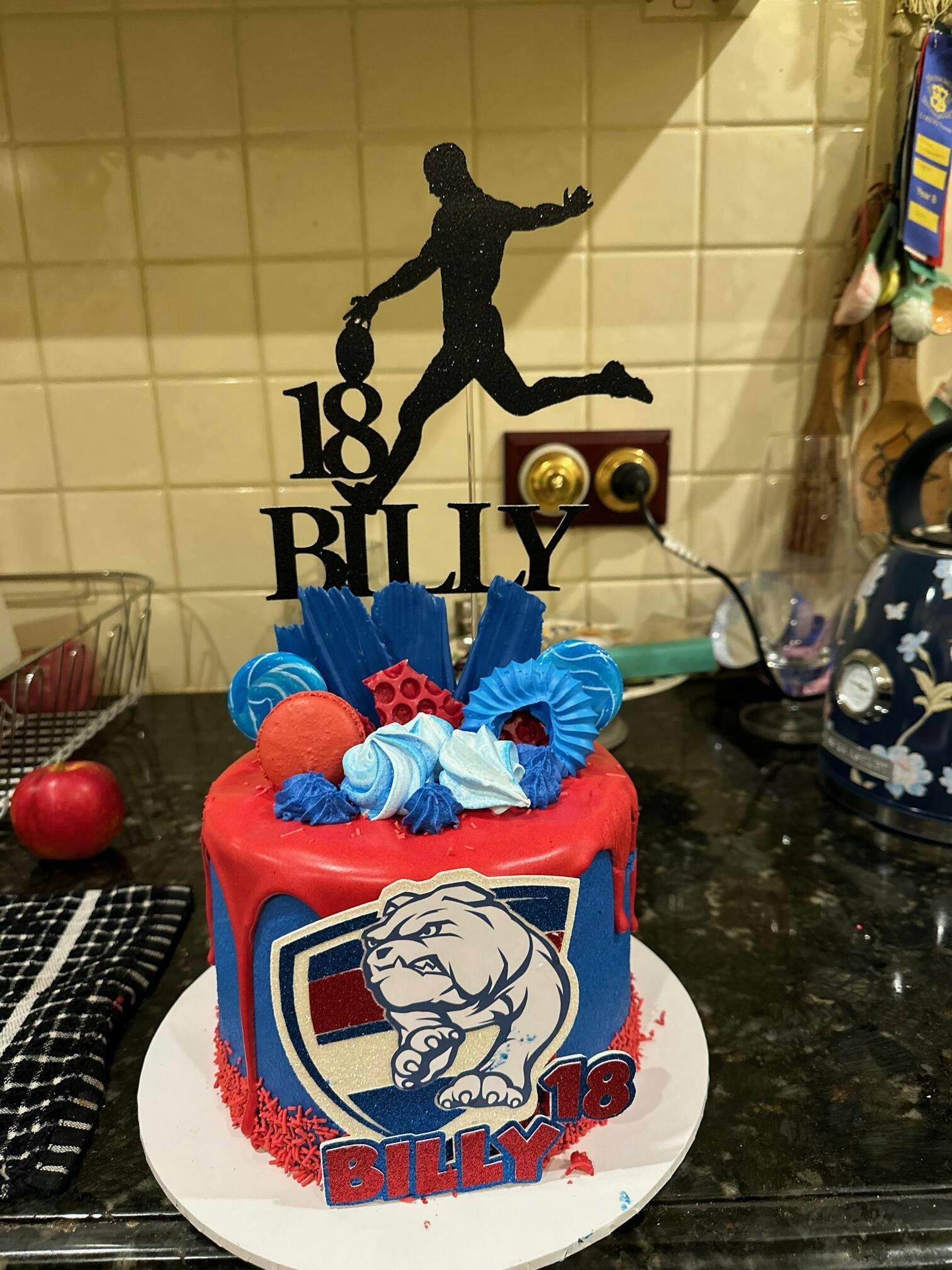 Western Bulldogs AFL Cake Topper - Itty Bitty Cake Toppers