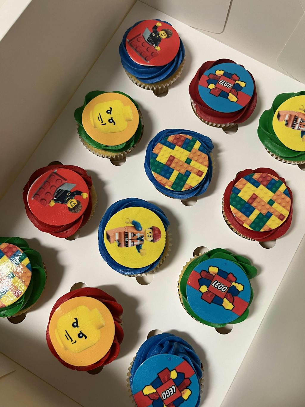 Lego Cupcake Toppers - Itty Bitty Cake Toppers