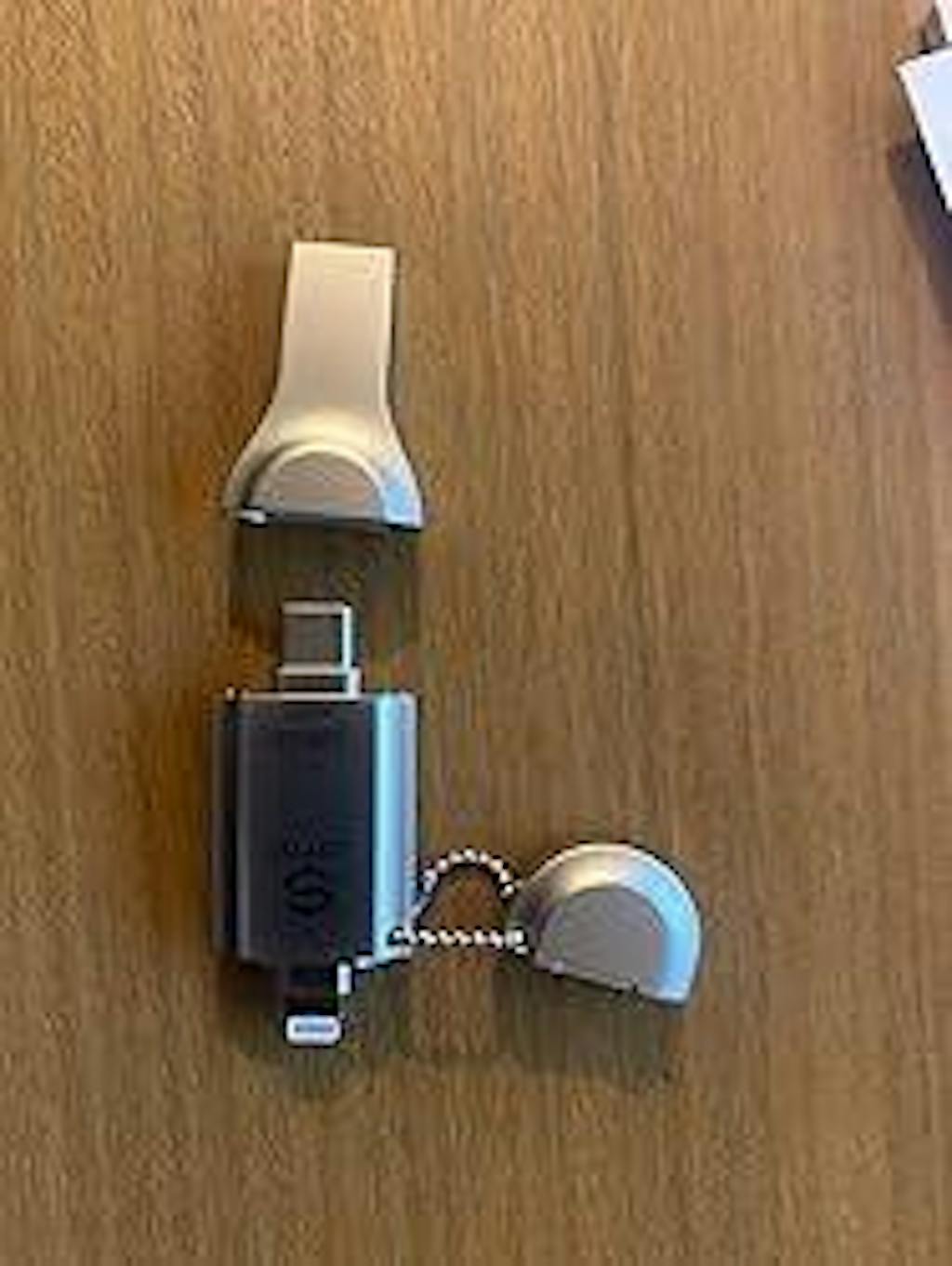 Genuine Apple USB Flash Drive Back Up Photos Videos Contacts, Real Cap ...