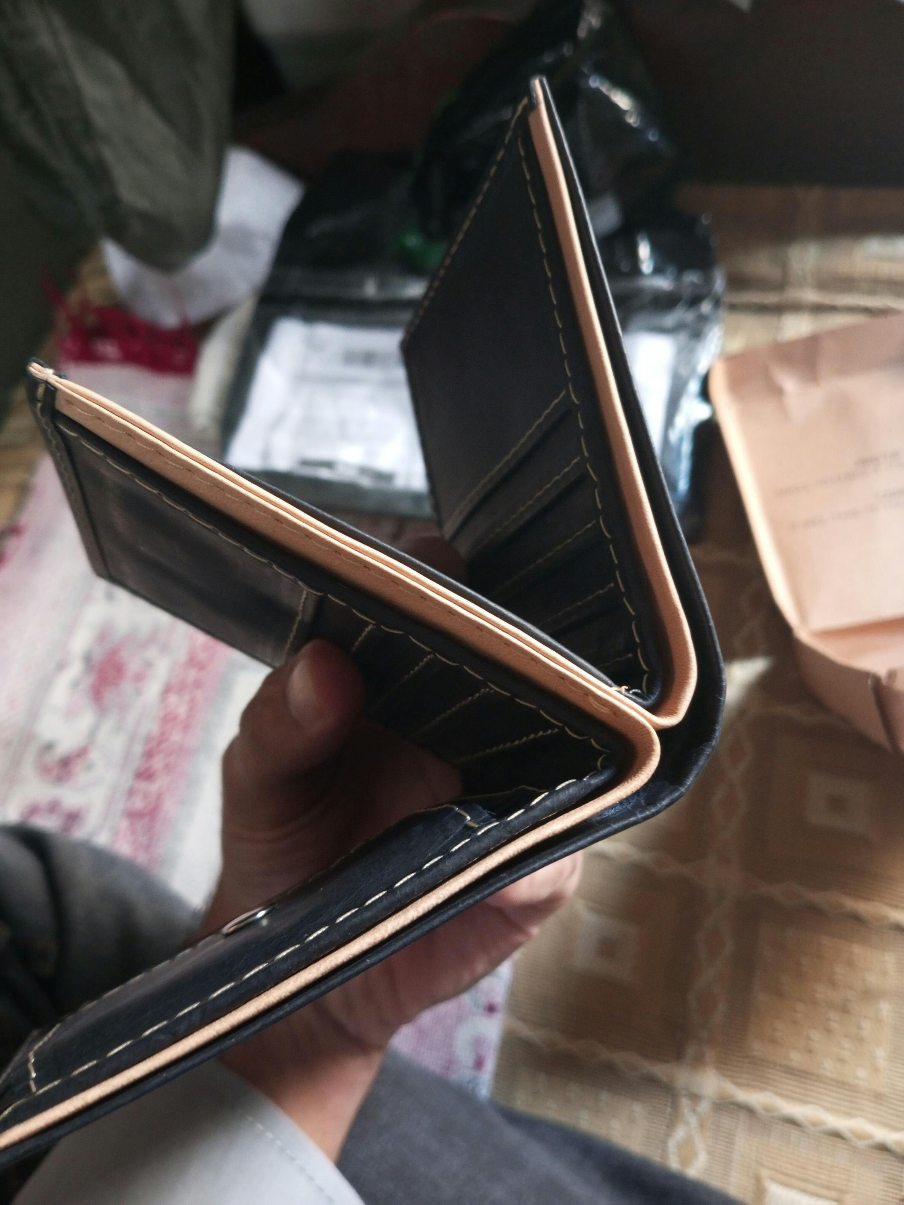 Buy Cool Trident - Triple Wallet for Men Online in Pakistan – Jeld Craft