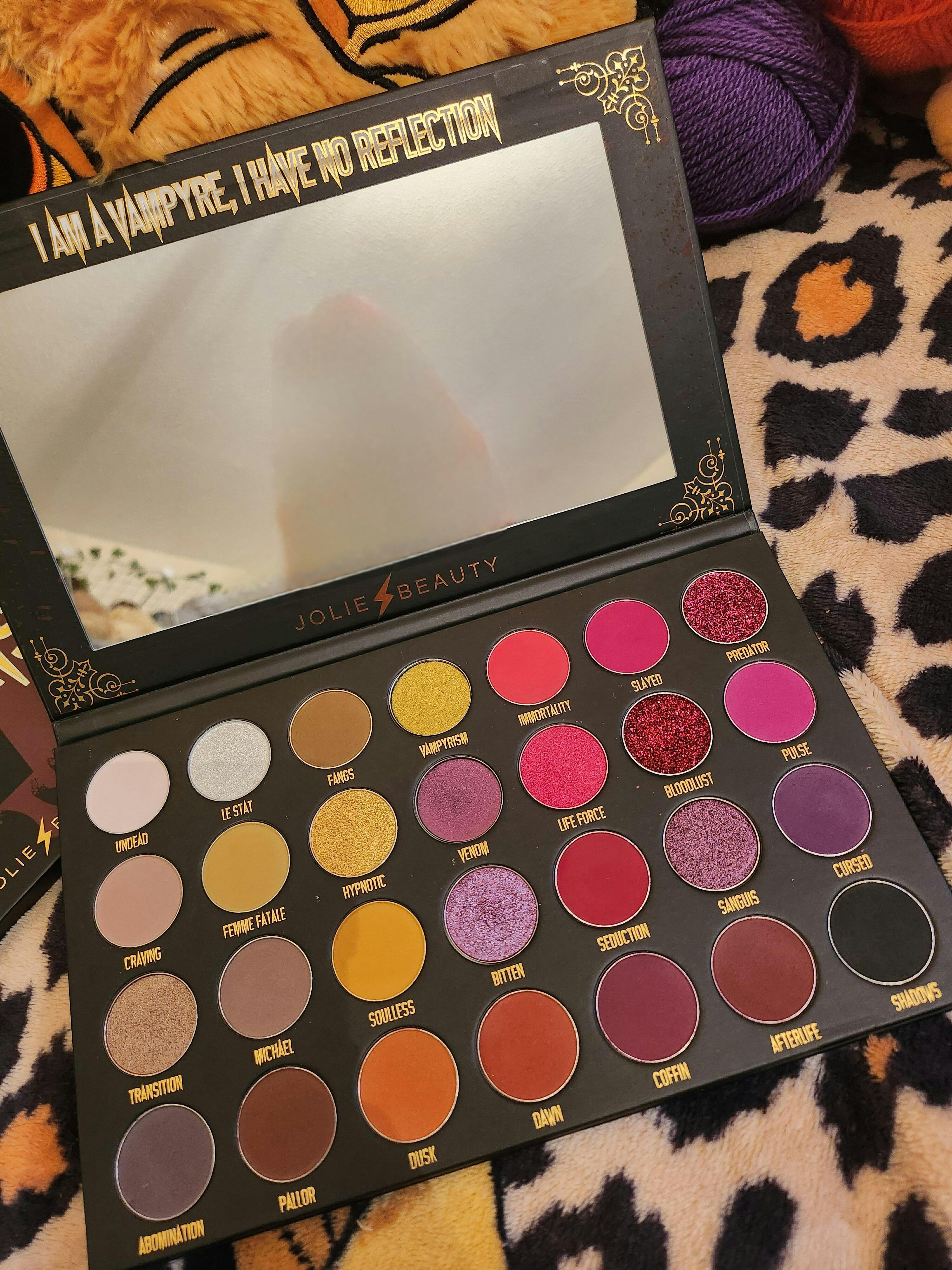 Vampyrism Palette - Jolie Beauty