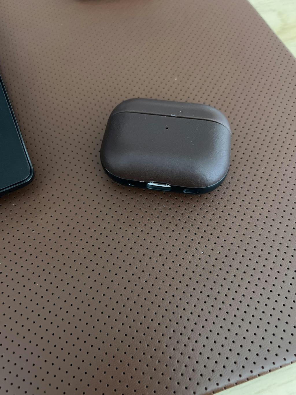 AirPods Pro (2nd Generation) Leather Case