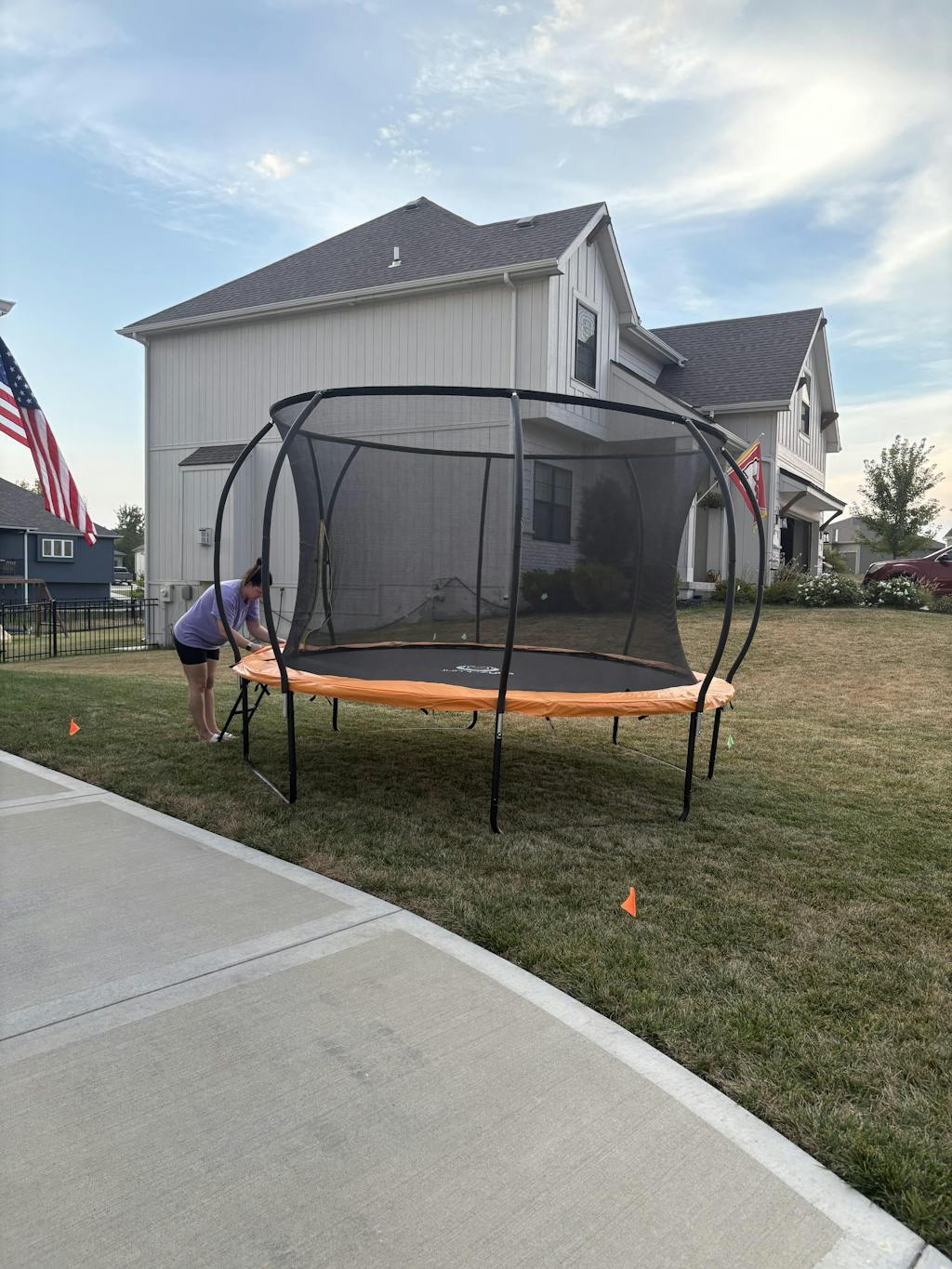 Jumpzylla 16FT Trampoline with Enclosure & Double Color Pad Cover ...