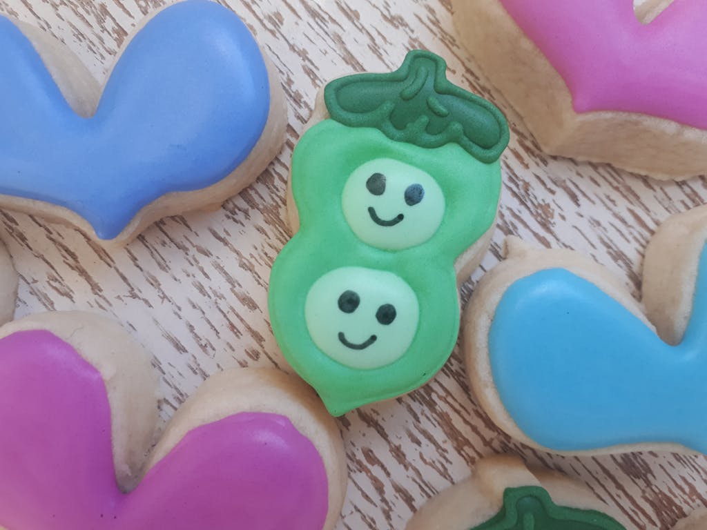 Pea Pod Cookie Cutter – KaleidaCuts