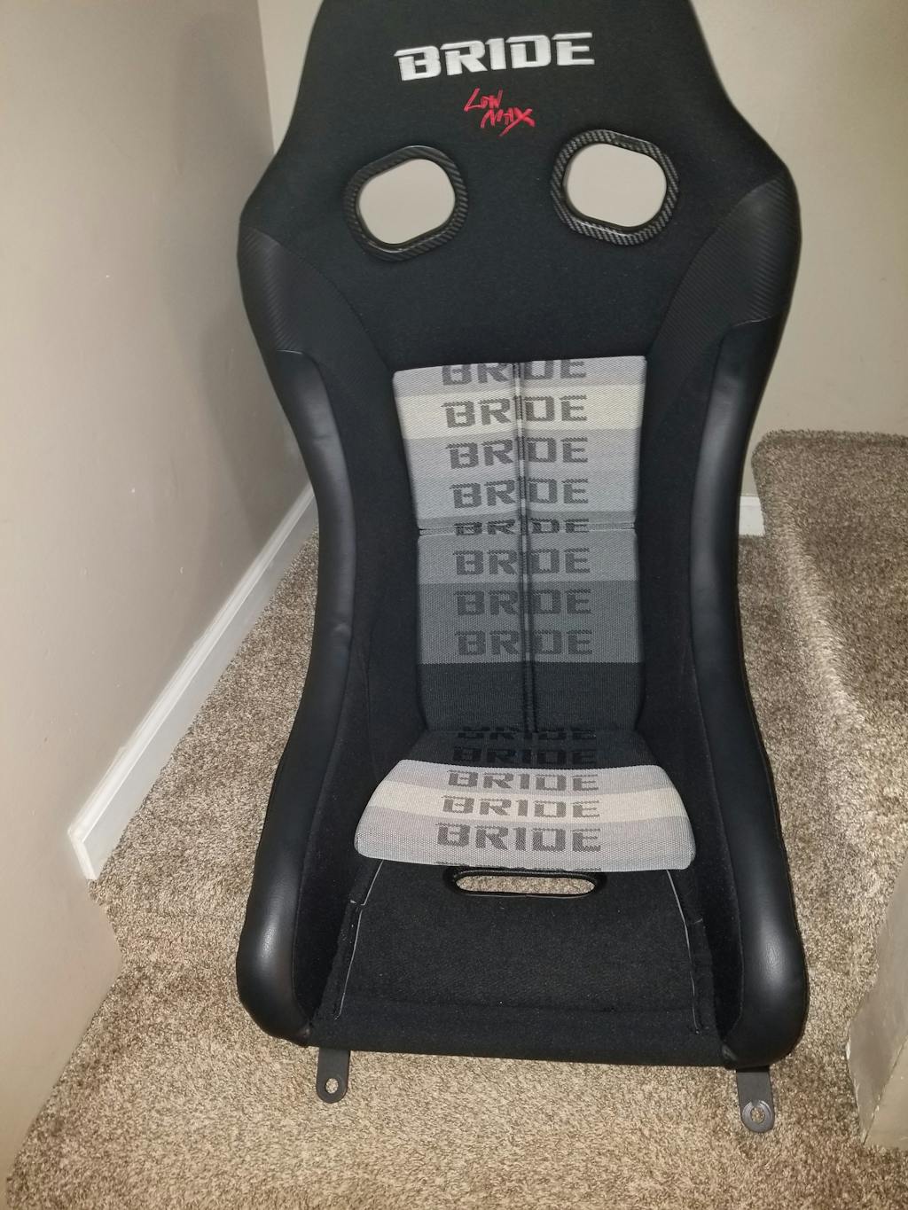 Bride Zieg IV Wide FRP Bucket Seat in Gradation *FIA Approved* – KamiSpeed.com