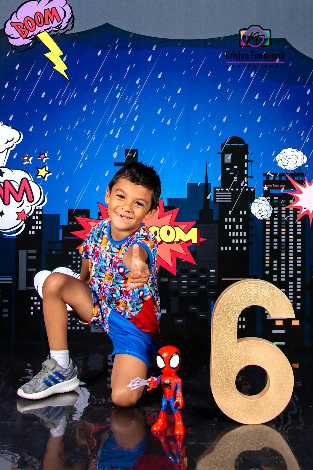 Comic Style Urban Night Explosion Backdrop