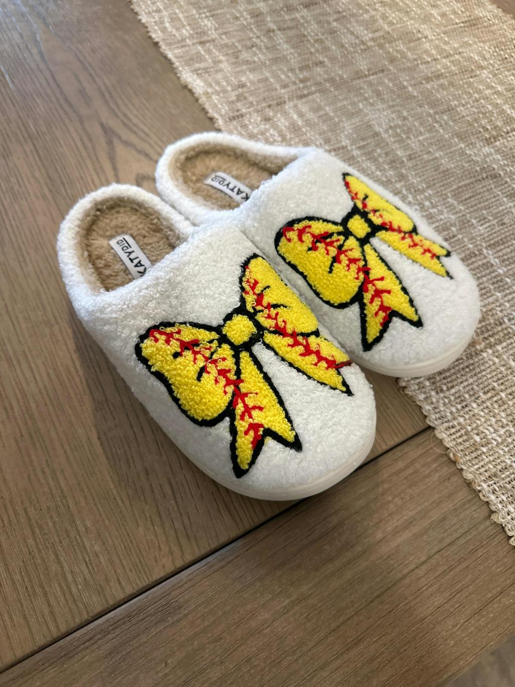 White Fuzzy Slippers | Trendy Happy Face Design | Katydid