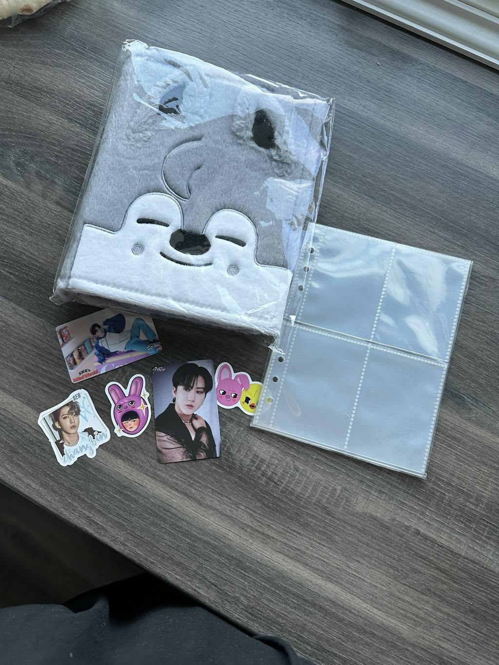 Wolfchan Skzoo A5 Plush Binder – Kbyseni