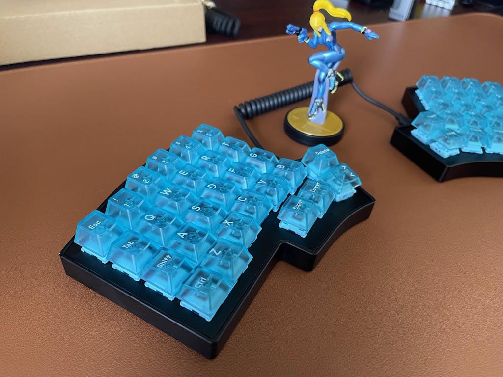 Iris Rev. 8 Hotswap PCBs – Keebio