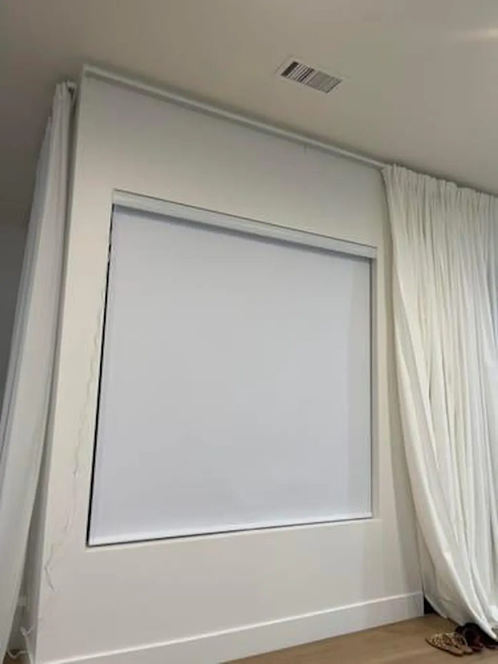 Keego Alexa Motorized Roller Shades – Smart Home Compatible