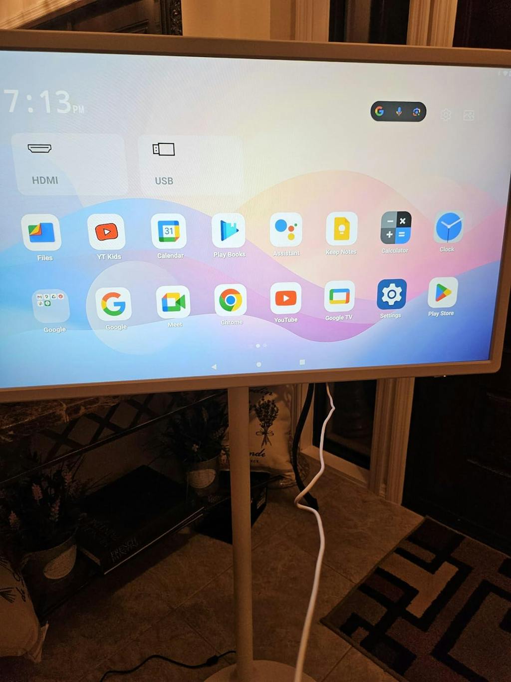 KEFEYA 32'' Portable Touch Screen Tablet TV Seamlessly Fit in Any Room