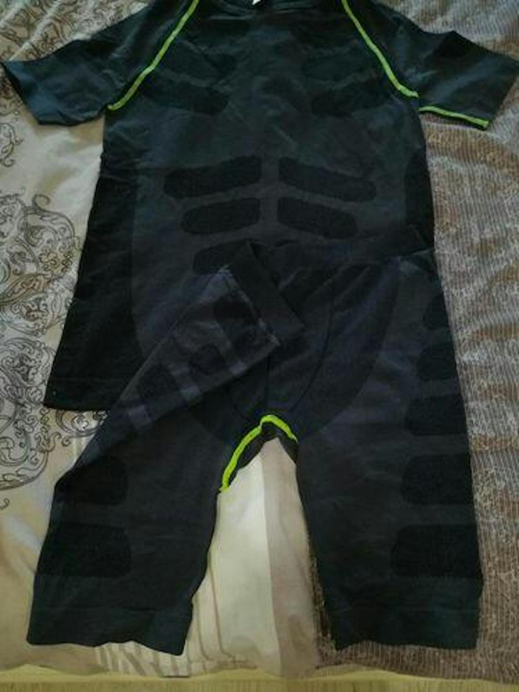 Buy Men's Compression Training Suit Online! – Kewlioo