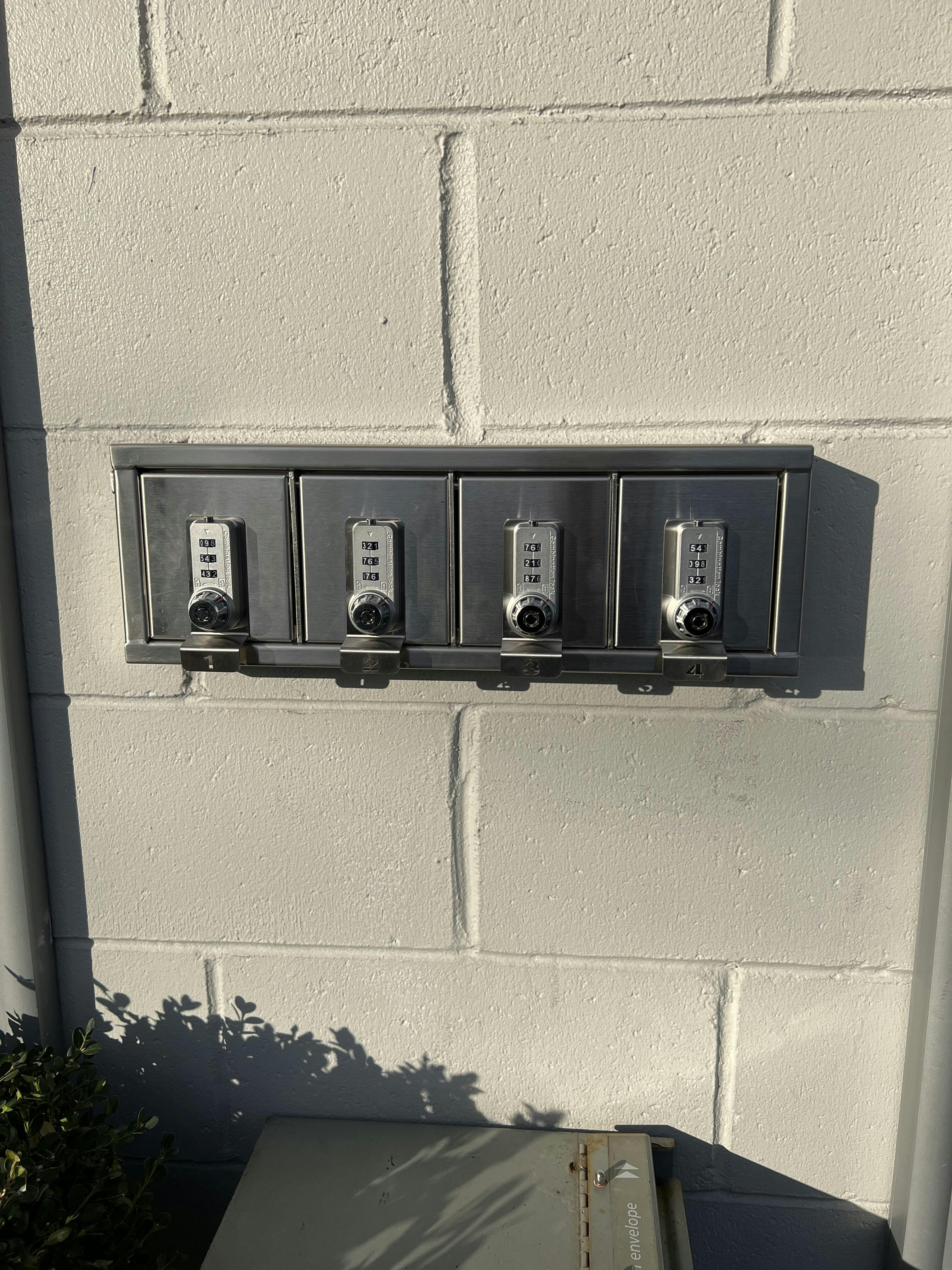 SpeedBox 24/7 - The Ultimate Key Pickup Box - Keymaster Solutions