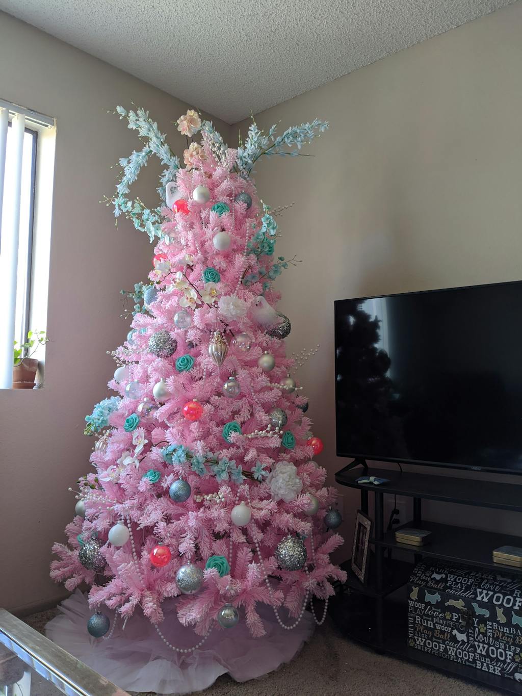 7.5 Foot Pink flock Tree LED Lights – King of Christmas