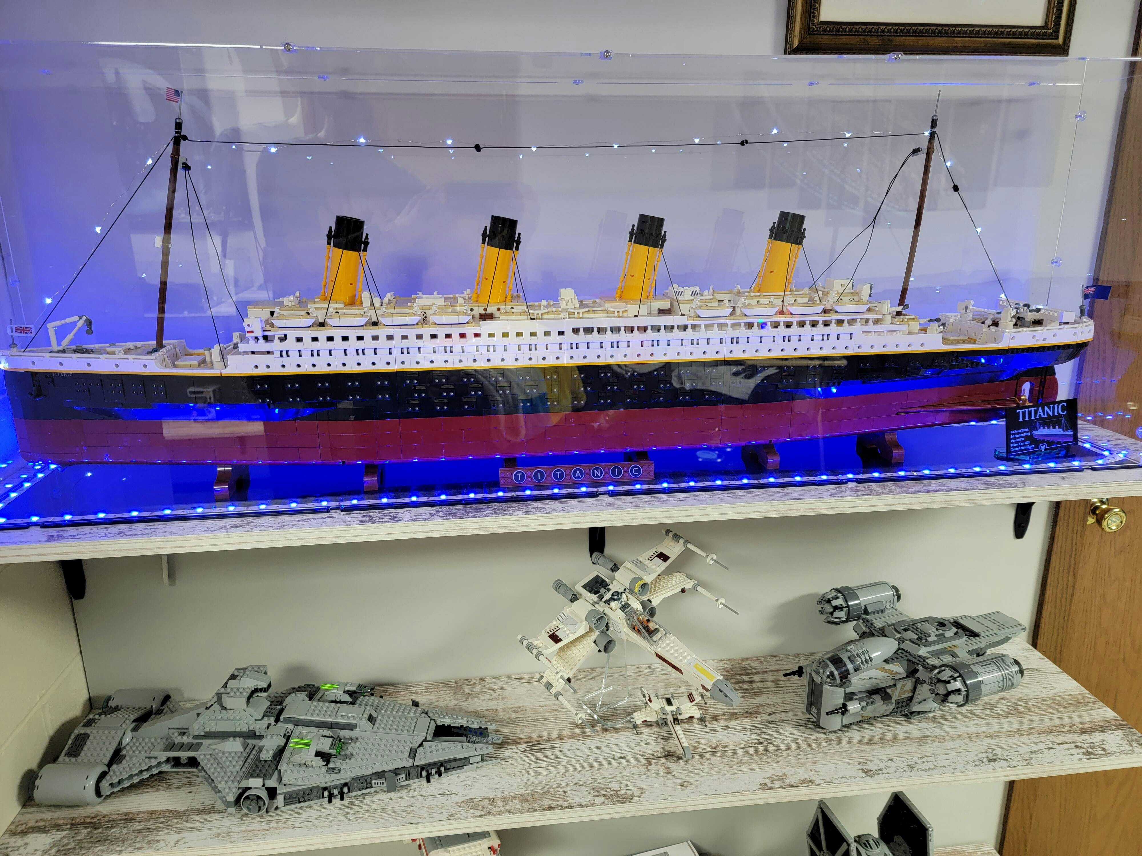 10294 Titanic Display Case – Kingdom Brick Supply