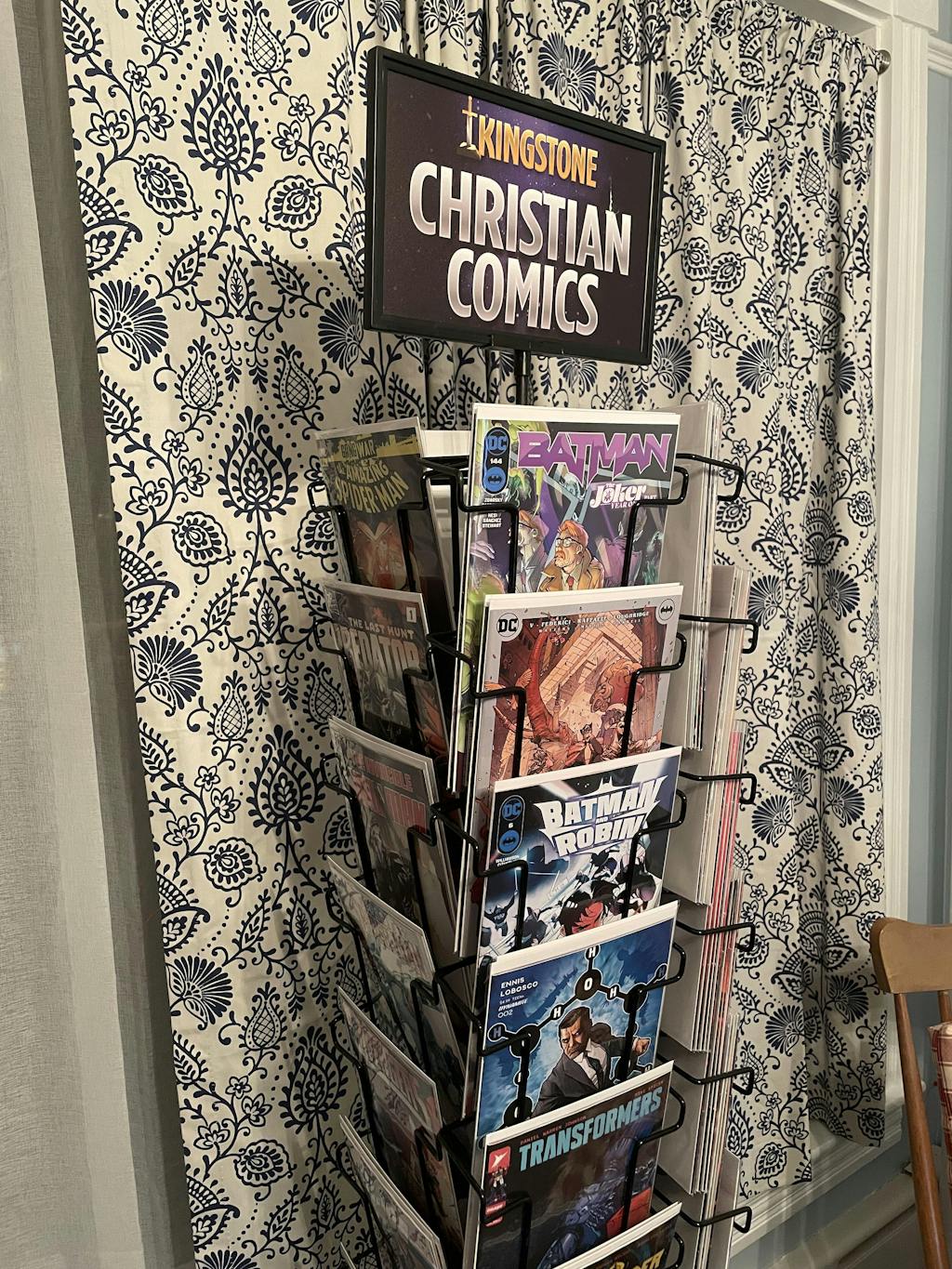 Kingstone Comics 44 Pocket Spinner Rack