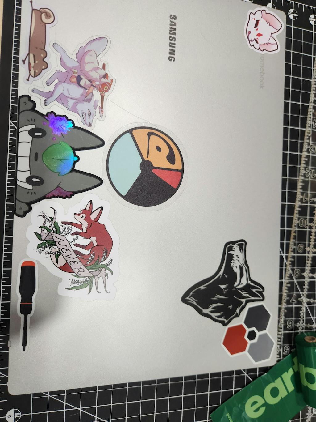 Wolf Skull - vinyl stickers – KIRIN KONCEPT