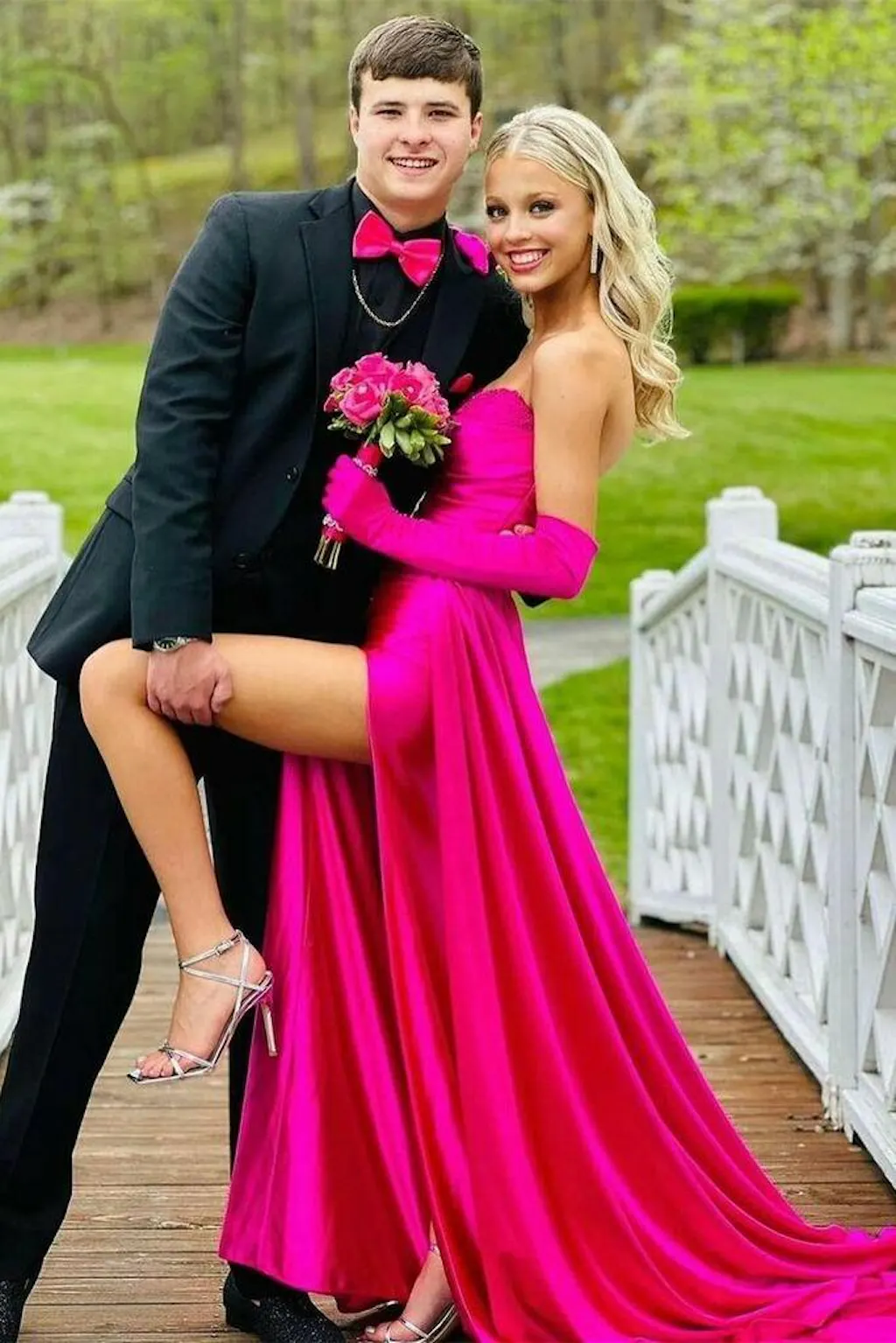 Vida Navy Blue Mermaid Strapless Satin Prom Dress with Slit | KissProm