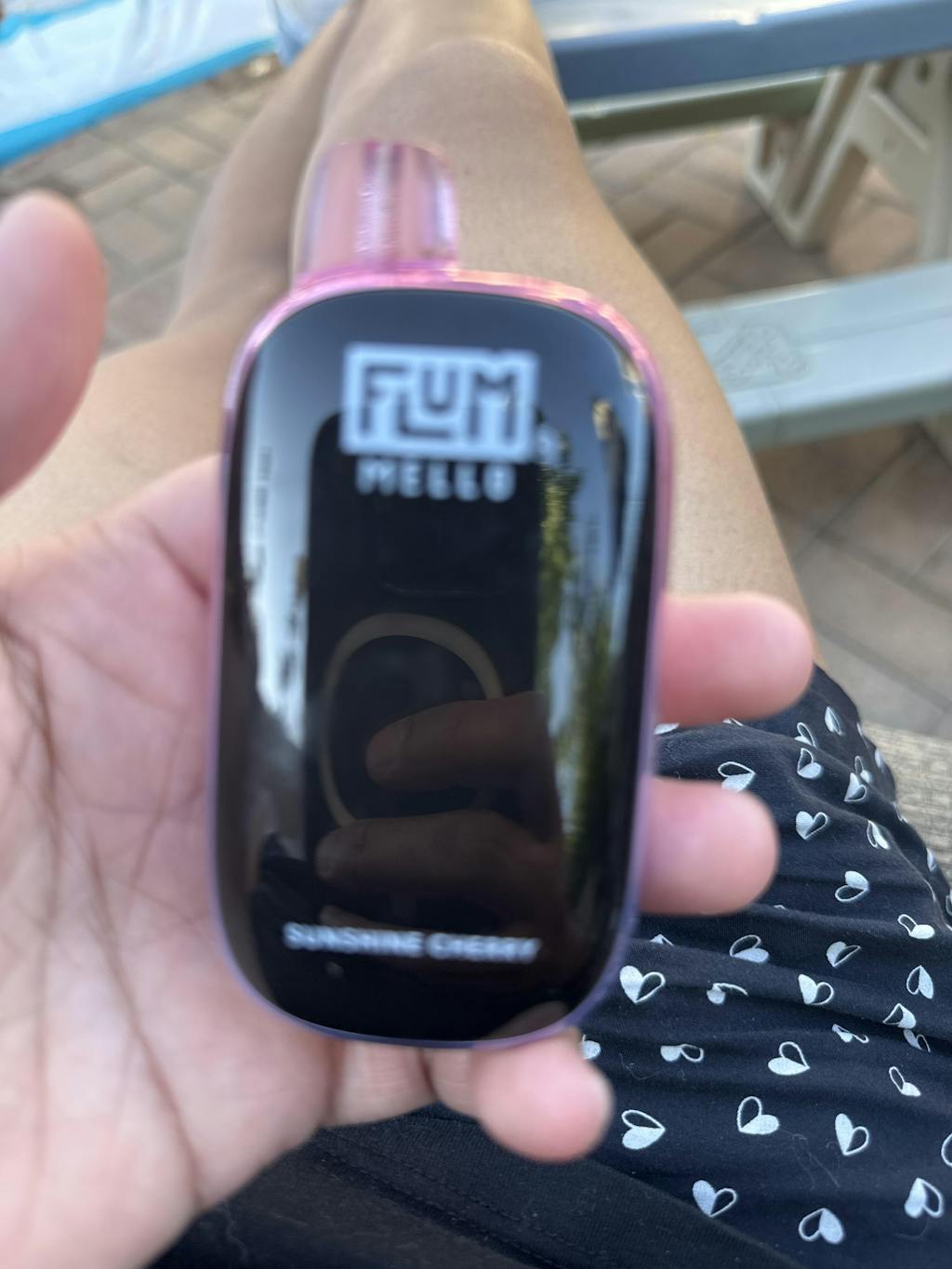 FLUM MELLOW 20000 Puffs 5% Nic - KissyVape
