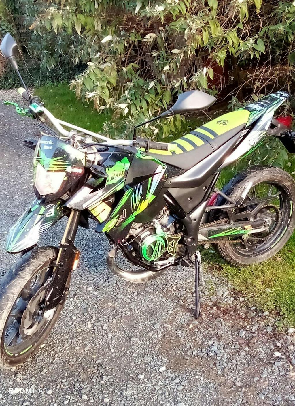 Kit déco Generic Trigger 50 – Vert - Boutique Kit Déco Moto