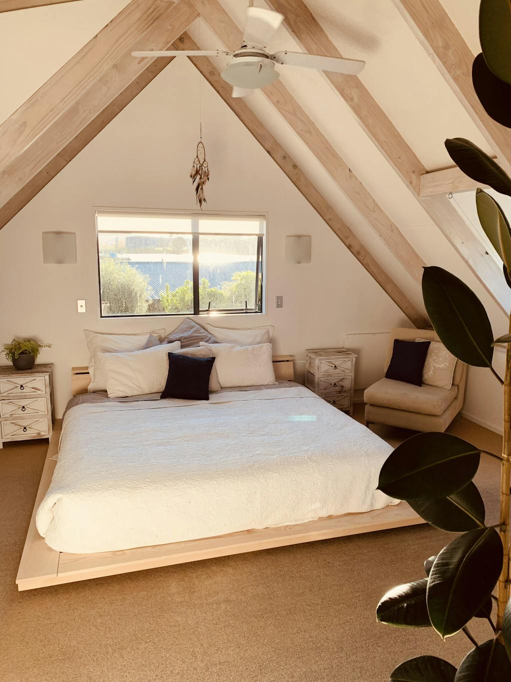 Low Level Platform Bed - NZ Made – KitSmart Furniture