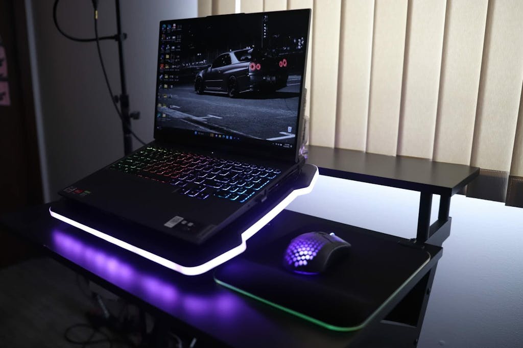 KLIM Ultimate RGB Cooling Pad | Powerful 200mm Fan – KLIM Technologies