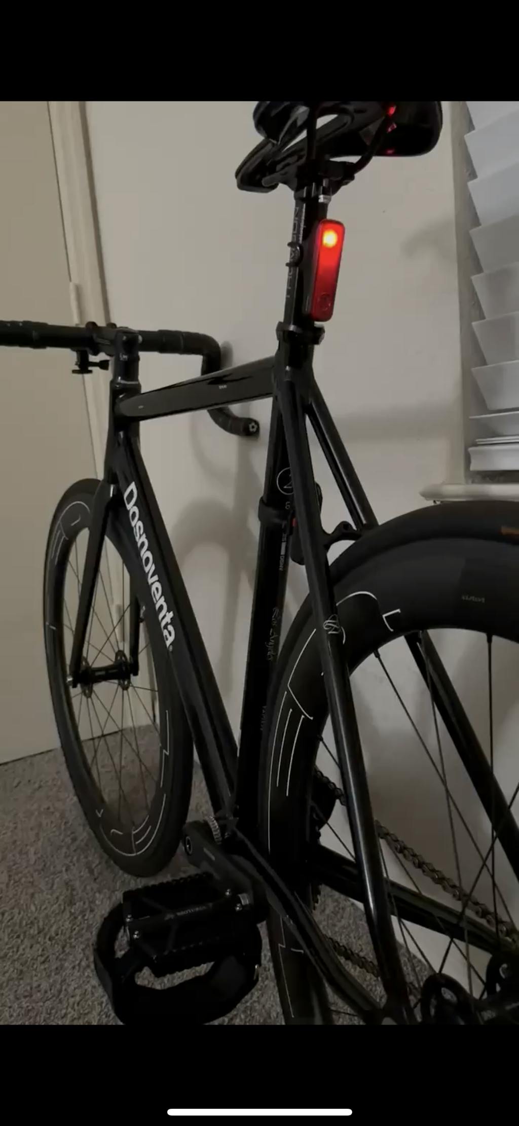 Blinder R-150 Rear Bike Light | USB Rechargeable | Knog US