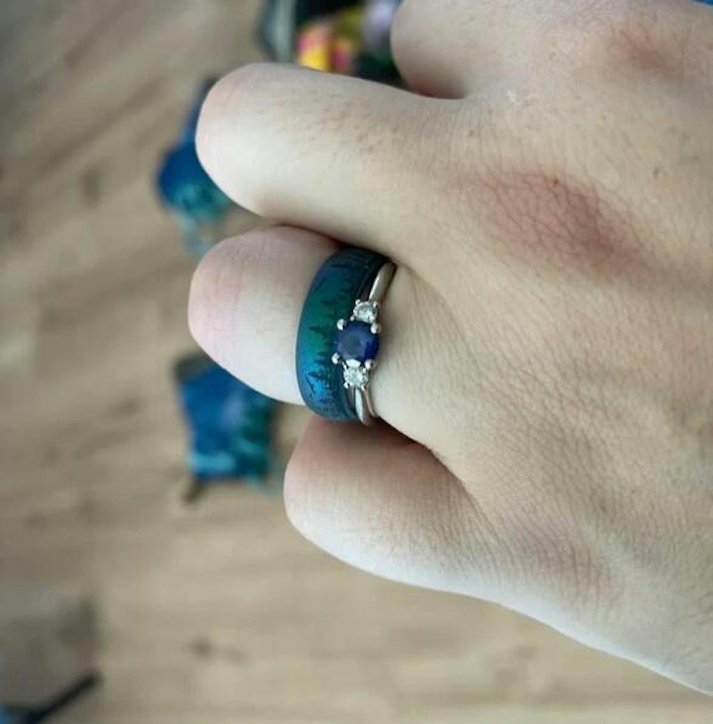 Custom Engraved Forest Silicone Ring for Women - Arc 6mm Band