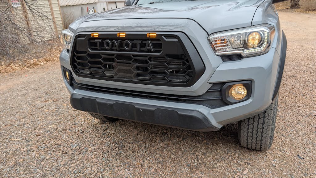 V2 Pro Style Grille with Raptor Lights for 2016-2023 Tacoma – KOK Auto ...