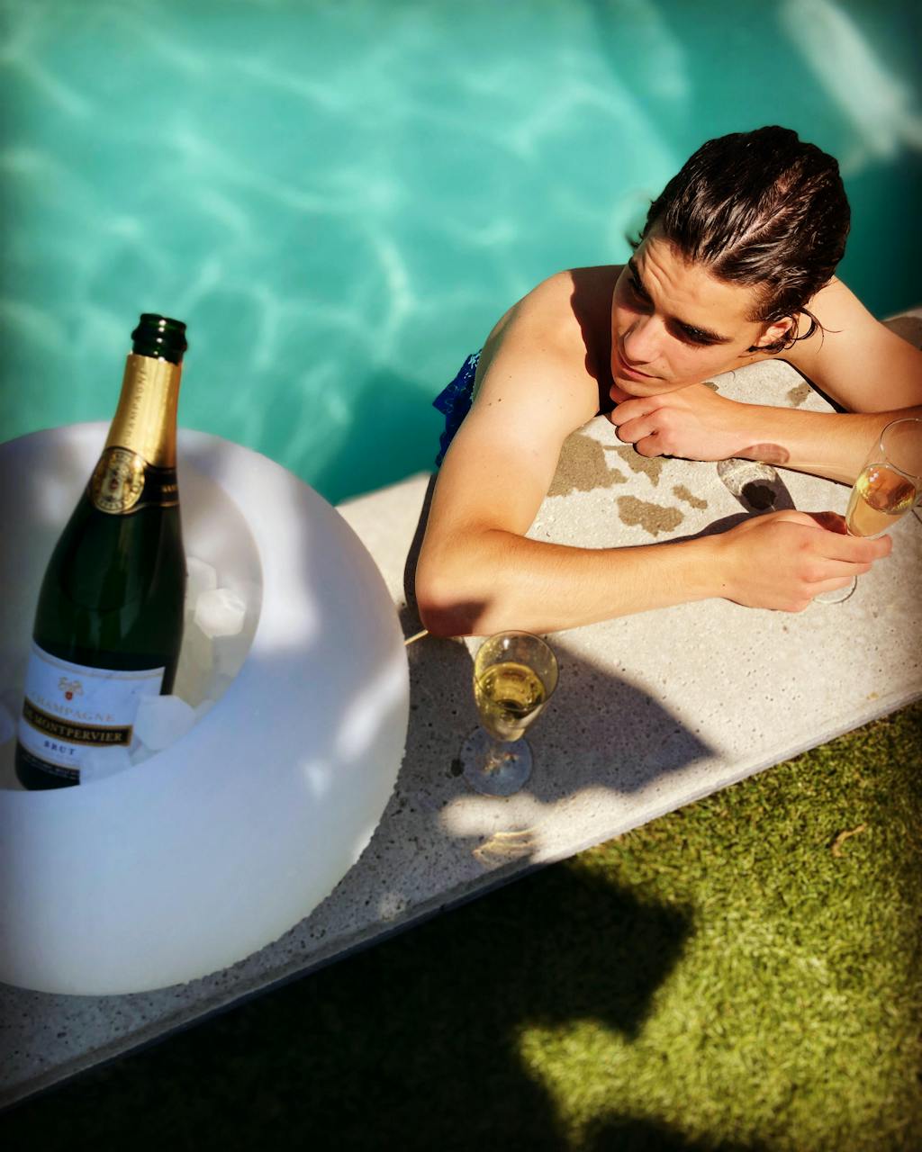 Kooduu | Sphere · Brass | Design Wine Cooler and Speakerlamp by Jacob Jensen Design – Kooduu.com