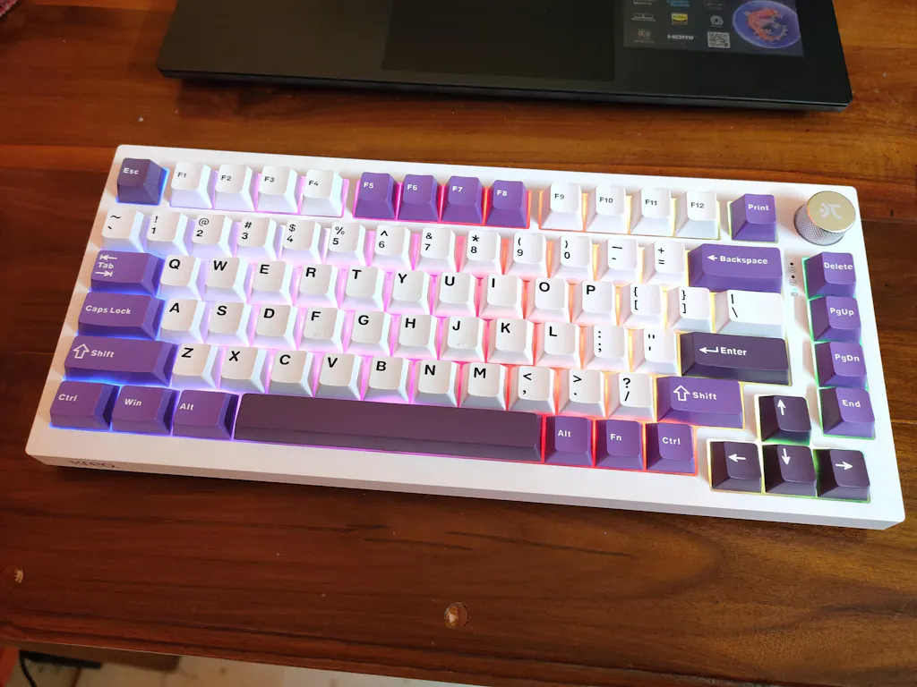 Swarm White Purple Wireless Gaming Keyboard – Kreo