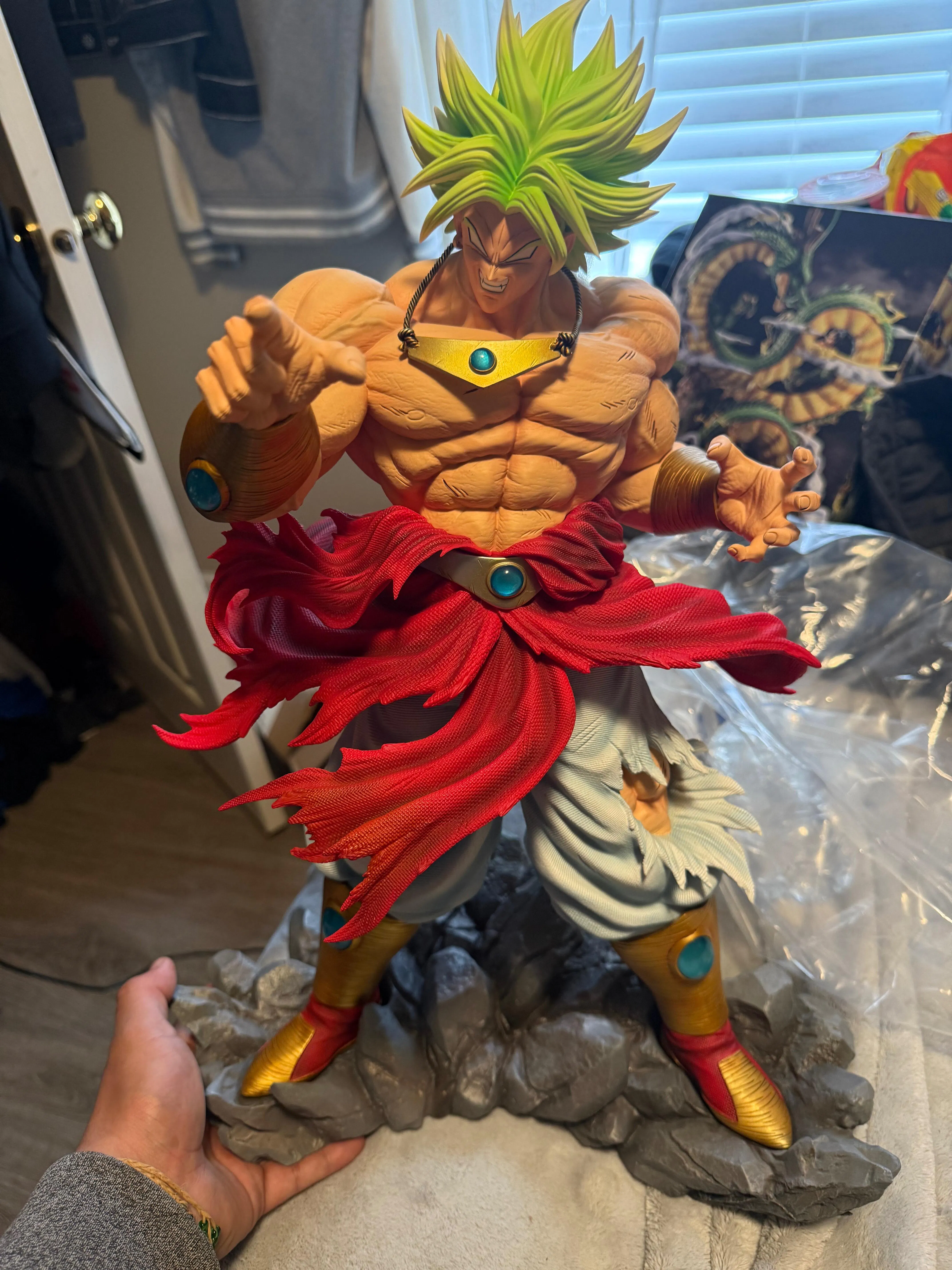 Dragon Ball SS4 Broly Rock Base Resin Statue 50cm - kingstudio
