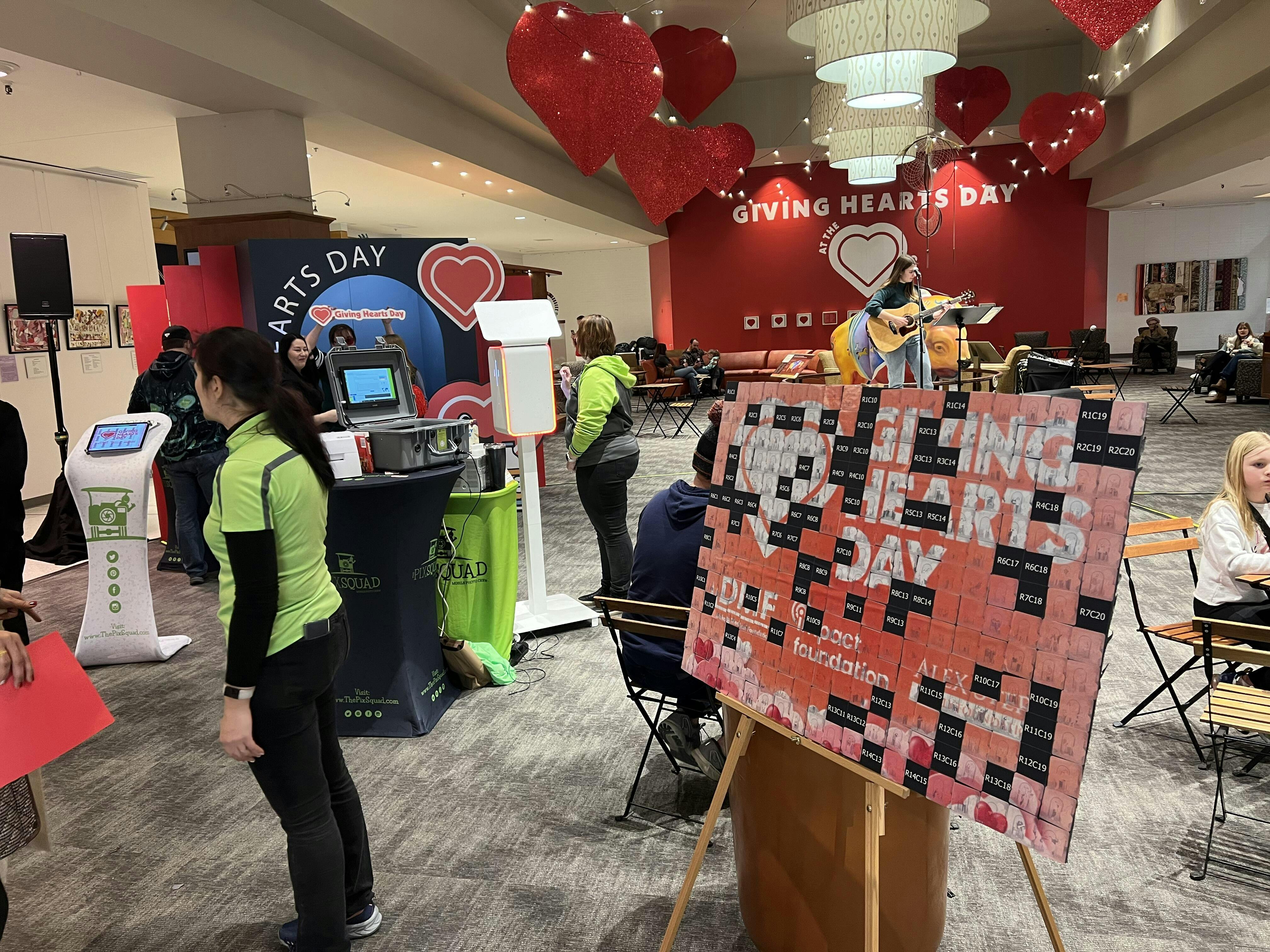 Portable, Mountable Digital Photo Booth, Easy Set Up Photo Booth