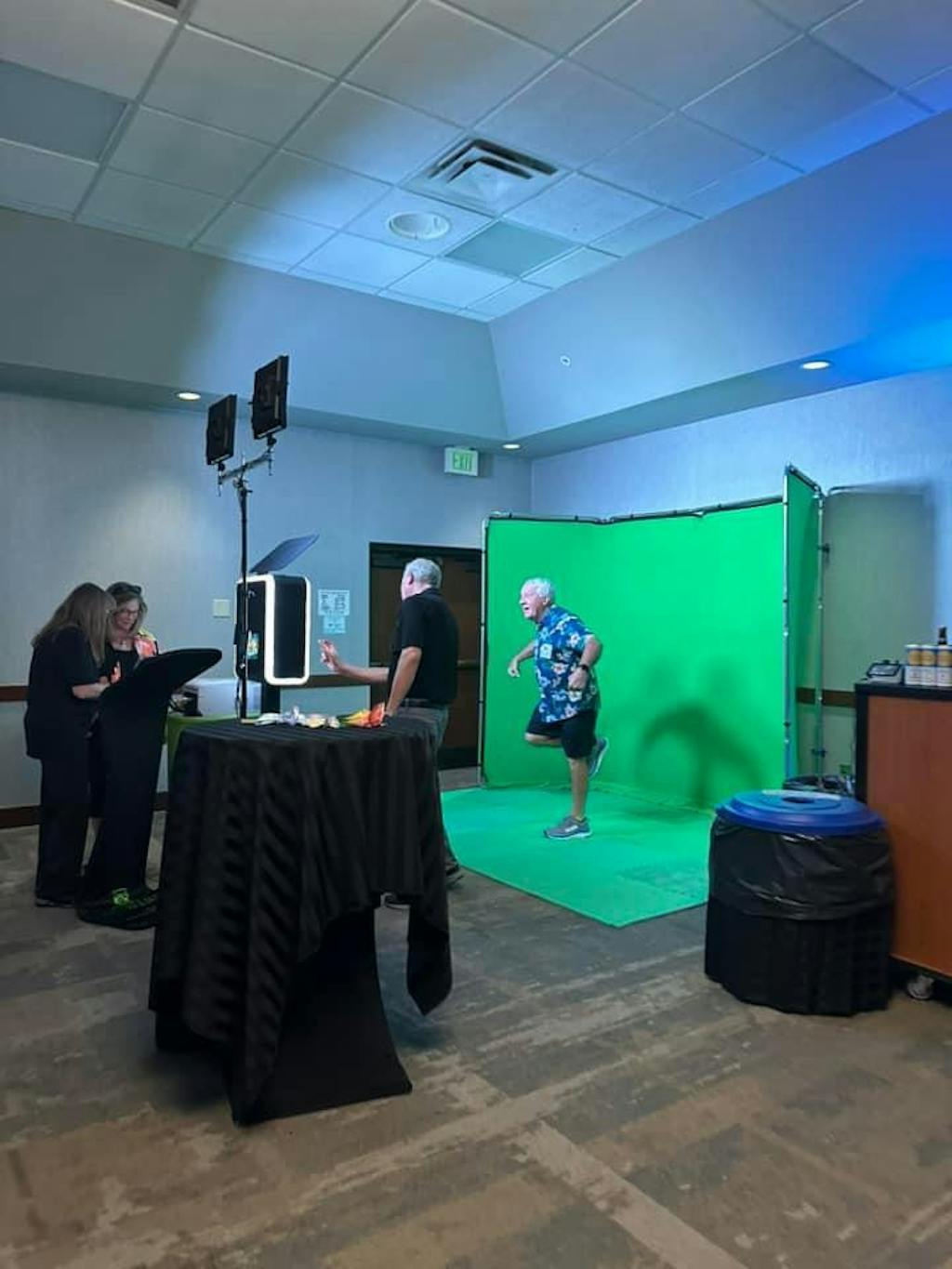 INFINITE Photo Booth – LA Photo Party