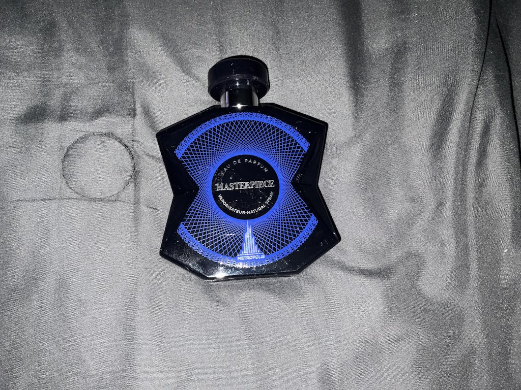 Metropolis Masterpiece 3.4 oz EDP for men – LaBellePerfumes