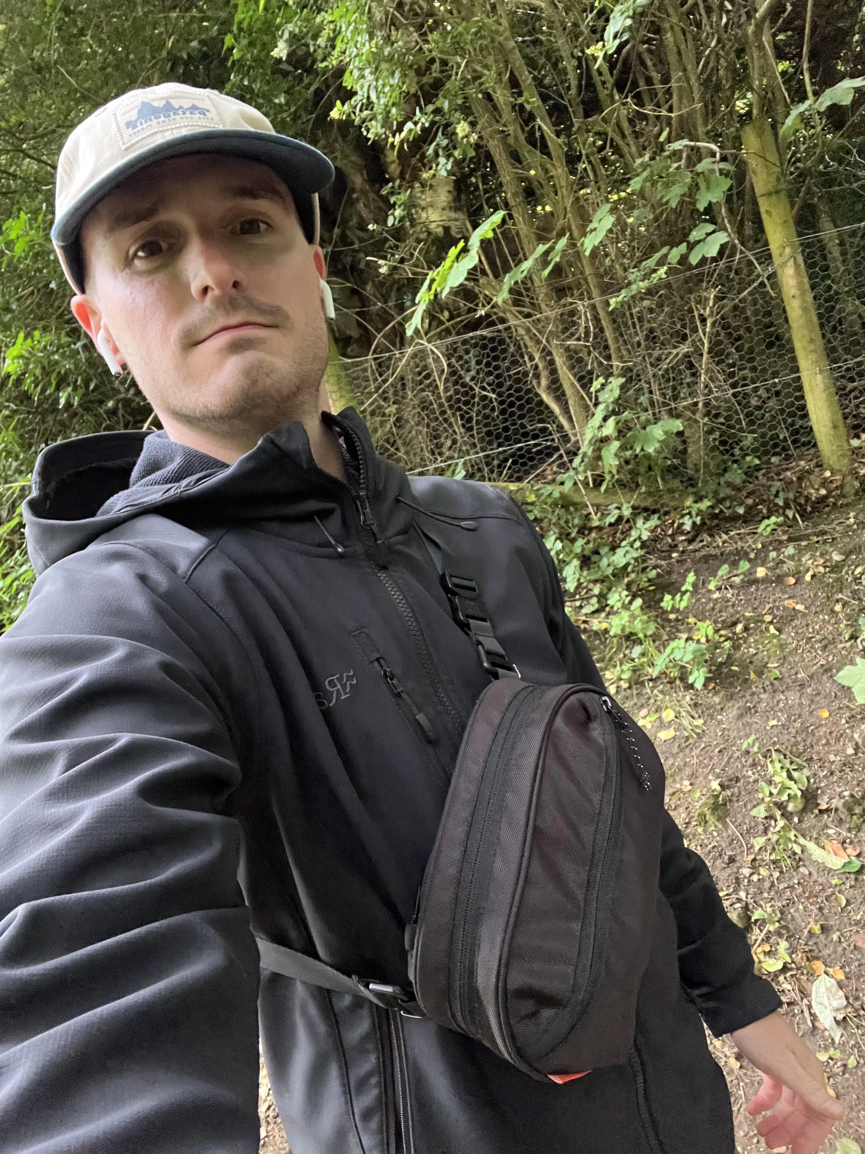 Build Your Own Sling Bag – Labo Mono
