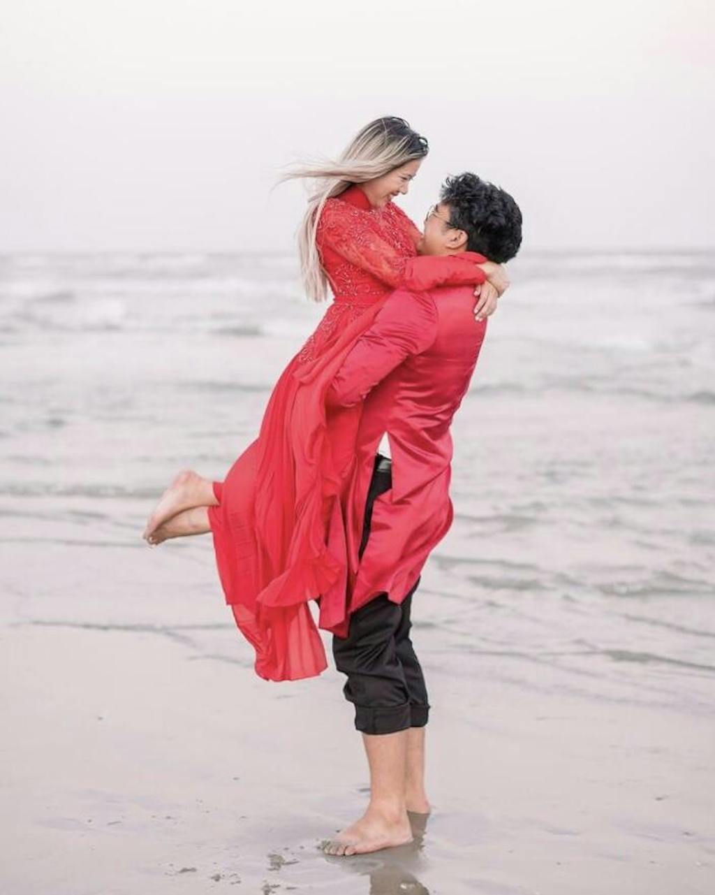 Stand out red couple wedding ao dai – LAHAVA