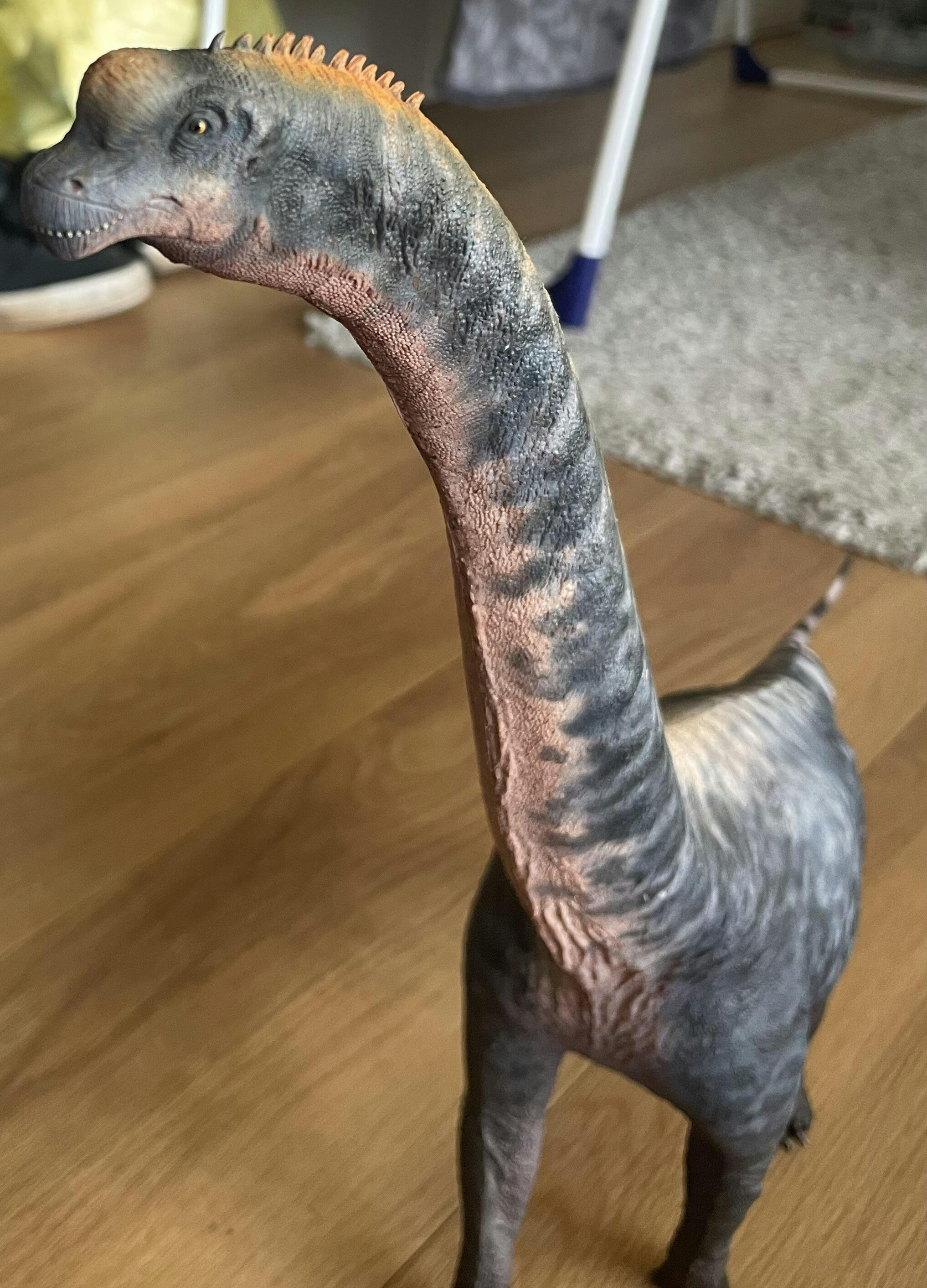 HAOLONGGOOD 1:35 Scale Brachiosaurus Model – Lana Time Shop