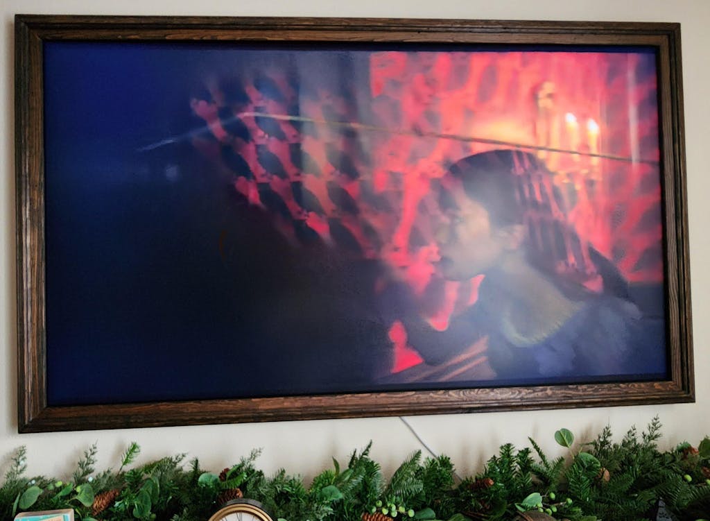 Hisense TV Frames – Laredo Frame Factory